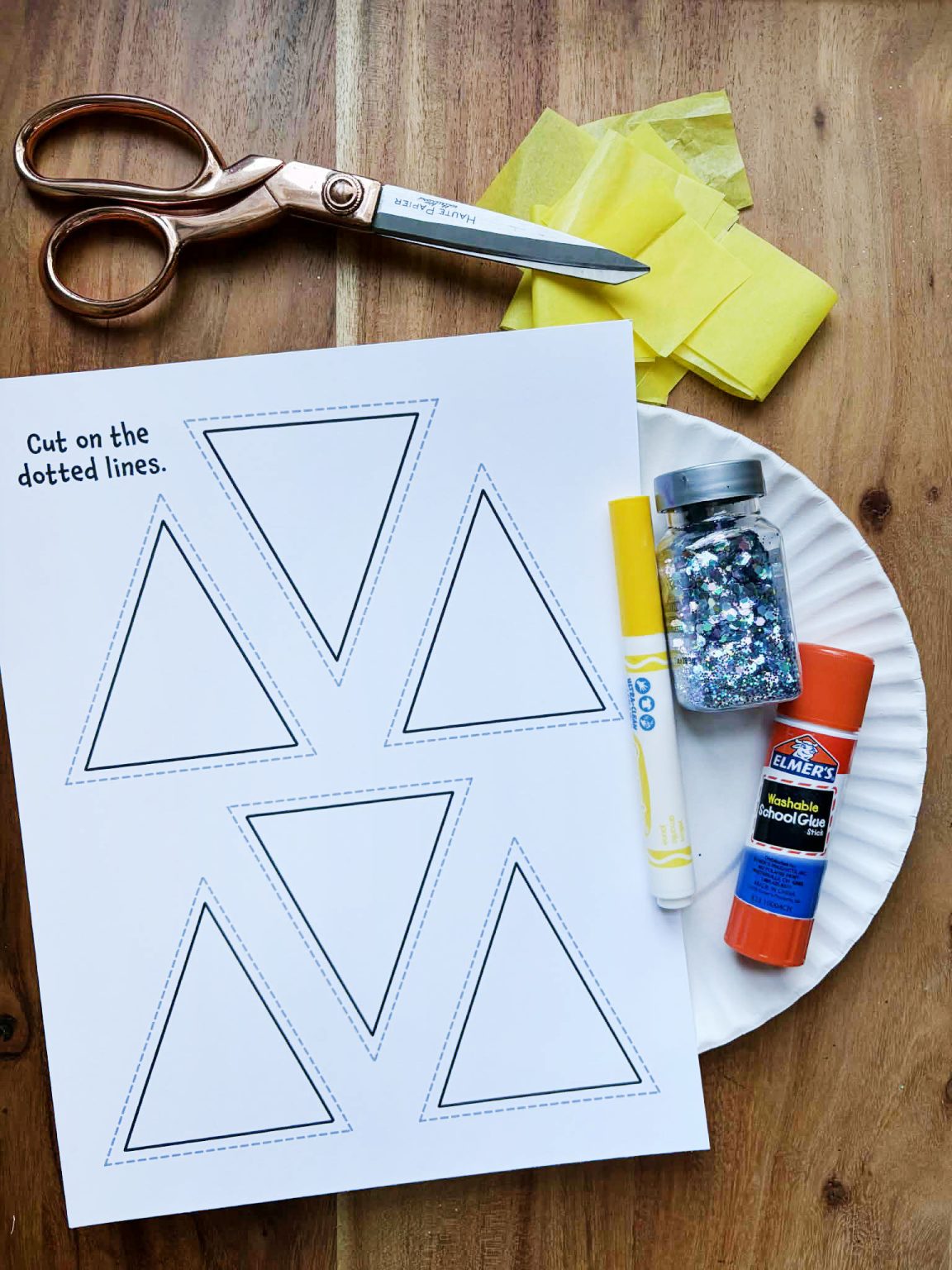 Free Sun Craft for Preschool (Easy Paper Sun with Sunbeam Cutouts!) ⋆ ...