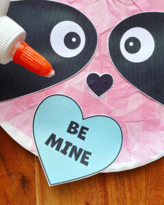 Cute Valentine's Day Craft for Preschool! ⋆ The Hollydog Blog