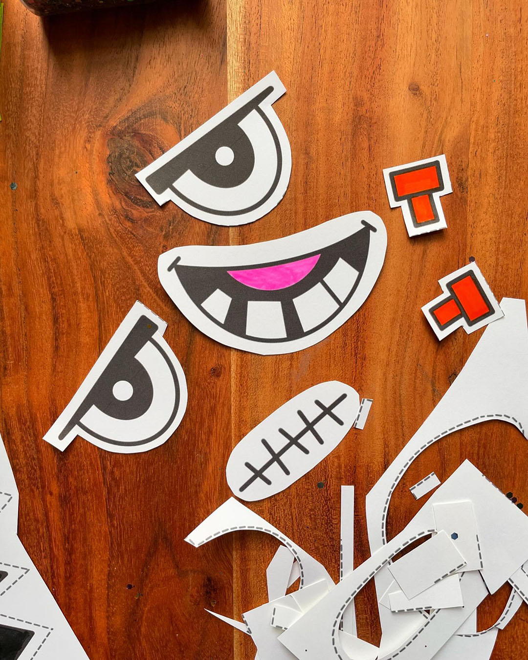 Free Frankenstein Craft for Kids! ⋆ The Hollydog Blog