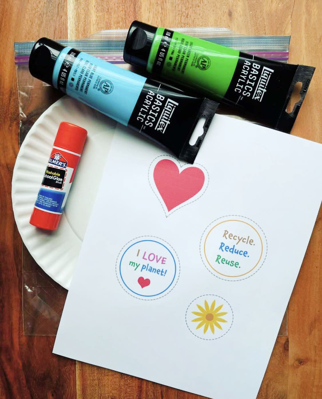 The Best Earth Day Craft for Kids! ⋆ The Hollydog Blog