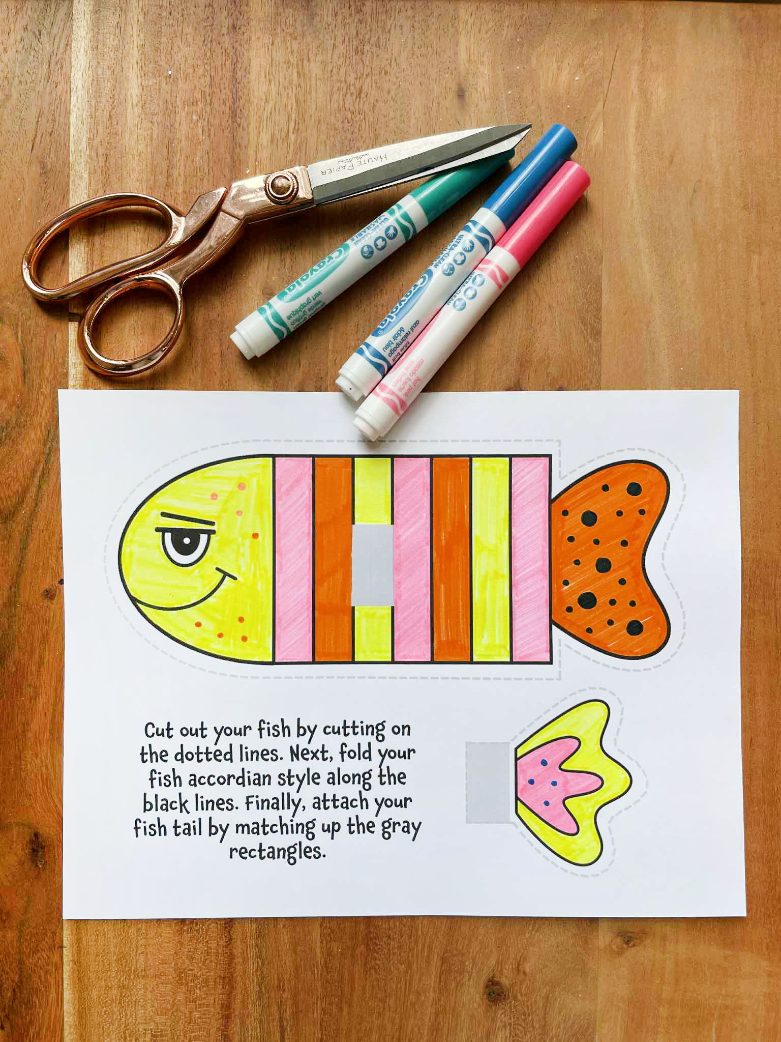 Paper Beach Crafts for Preschool (with free templates!) ⋆ The Hollydog Blog