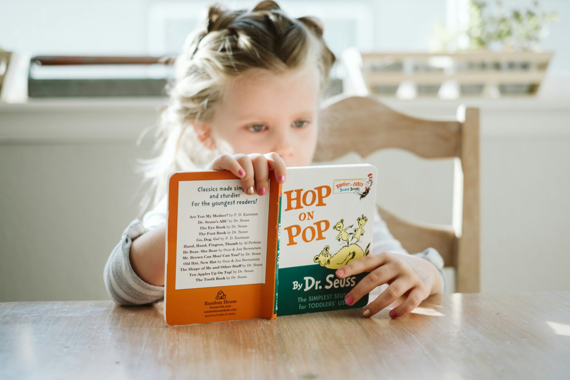 Free Alphabet Matching A-Z Worksheets for Preschool ⋆ The Hollydog Blog
