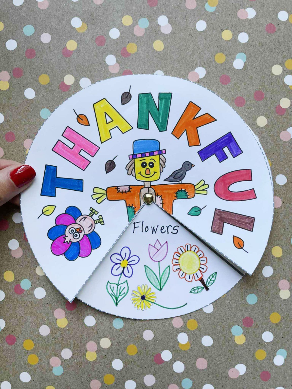 Free Thankful Wheel Craft for Kids! ⋆ The Hollydog Blog