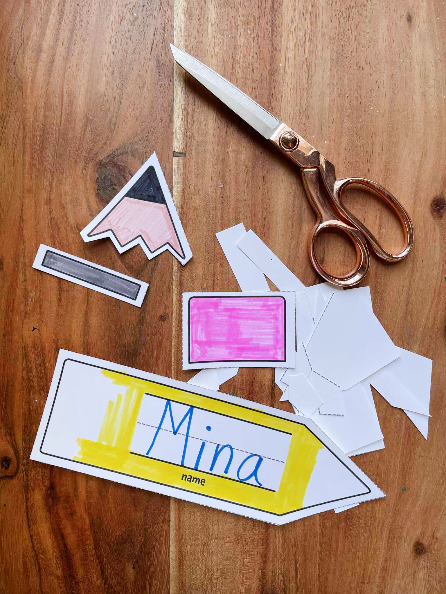 Cute Back-to-School Craft & Printables for Preschool! ⋆ The Hollydog Blog