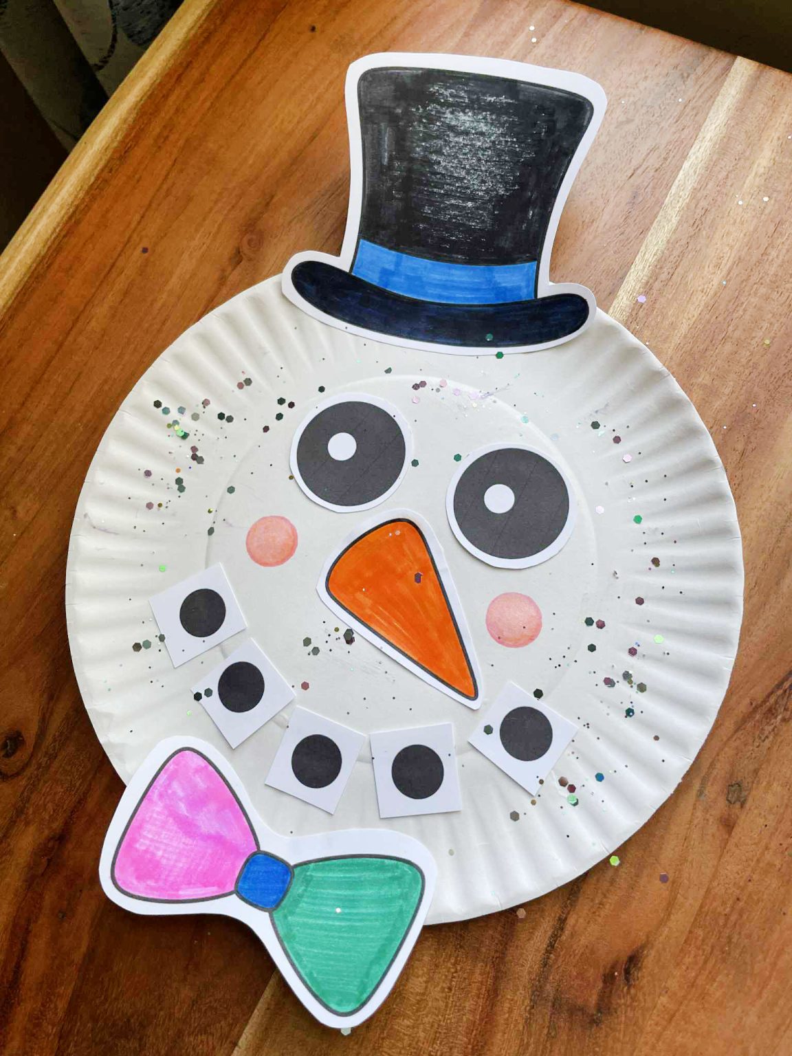 Cute Snowman Craft for Kids with Free Cutouts! ⋆ The Hollydog Blog