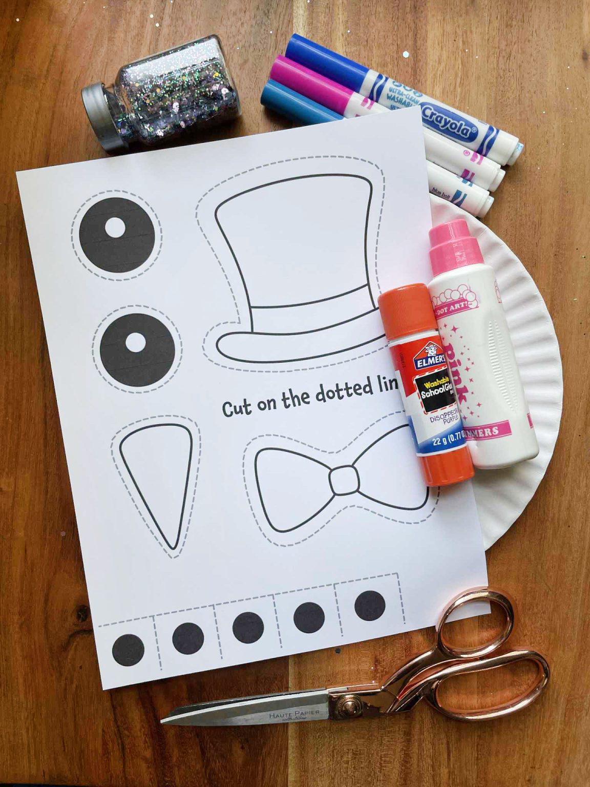Cute Snowman Craft for Kids with Free Cutouts! ⋆ The Hollydog Blog