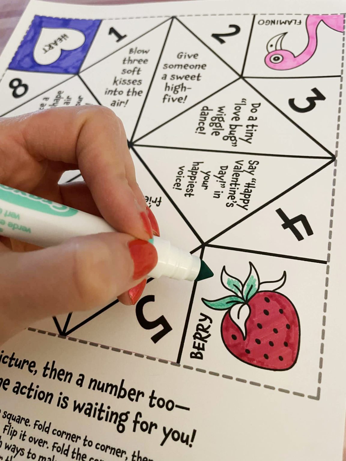 Free Valentine’s Day Cootie Catcher for Preschool (Printable Craft!) ⋆ ...